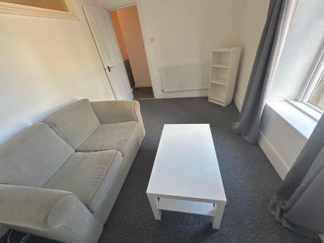 Apartment at Glynrhondda Street, Cardiff