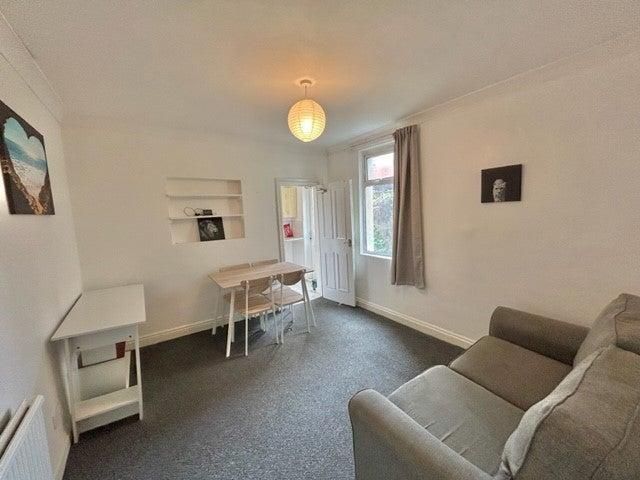 Apartment at Glynrhondda Street, Cardiff