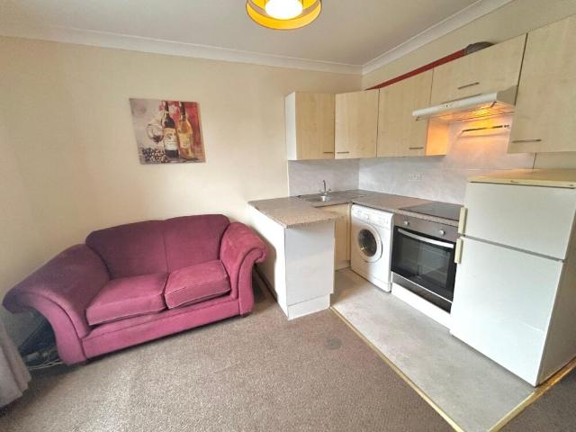 Apartment at Glynrhondda Street, Cardiff