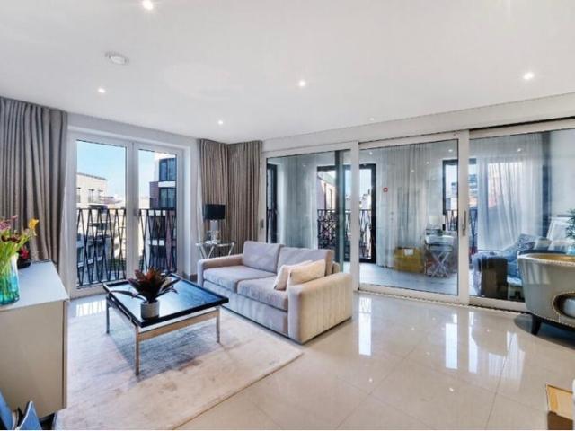 Apartment at Glade Path, Greater London