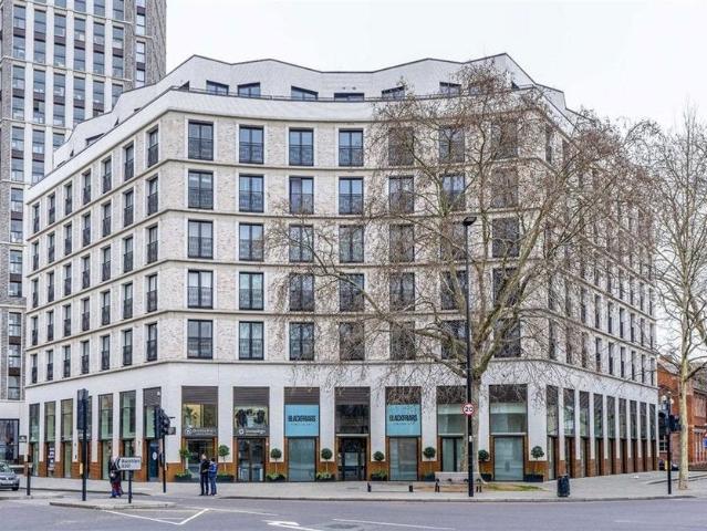 Apartment at Glade Path, Greater London