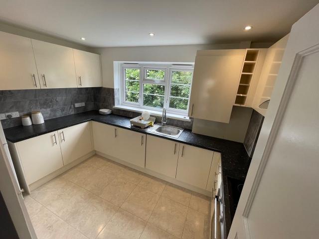 Apartment at Gladstone Avenue, Greater London