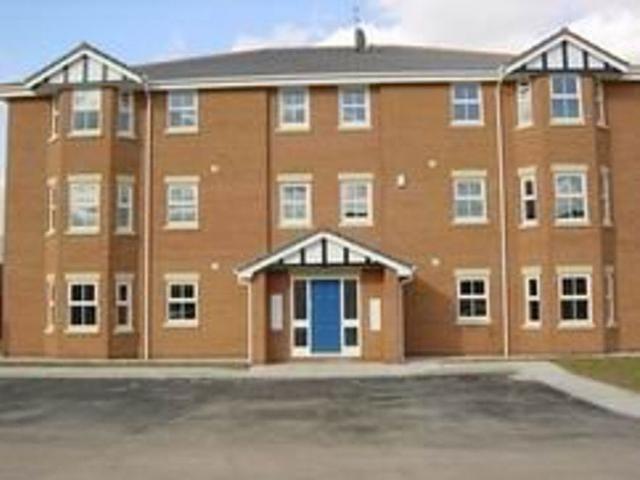 Apartment at Gladstone Road, Farnworth
