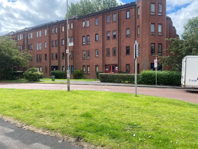 Apartment at Gladstone Street, Glasgow