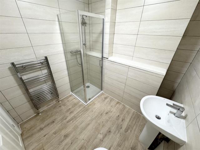 Apartment at Glamorgan Street, Brynmawr
