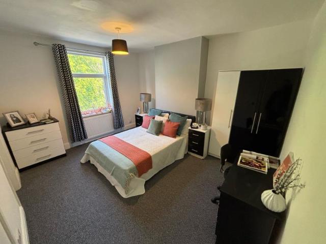Apartment at Glebe Avenue, Leeds