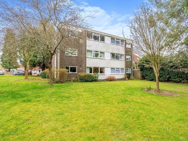 Apartment at Glen Eyre Road, Southampton