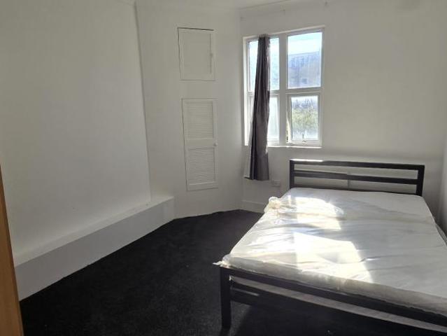 Apartment at Glenarm Road, London