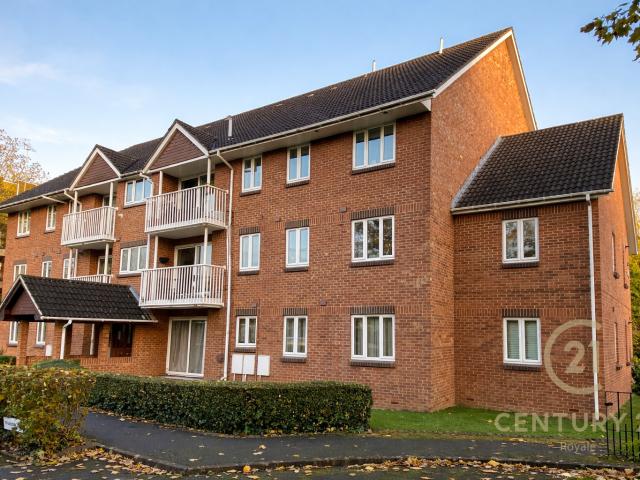 Apartment at Glenbuck Road, Greater London