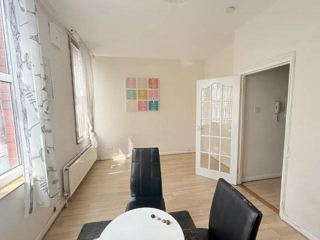 Apartment at Glenfield Road, Leicester