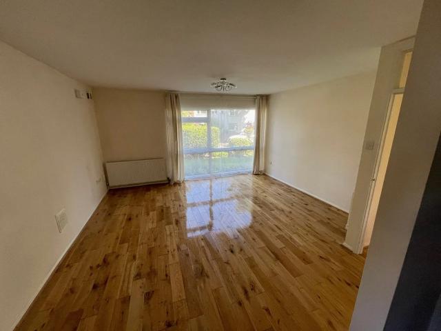 Apartment at Glengall Road, Greater London