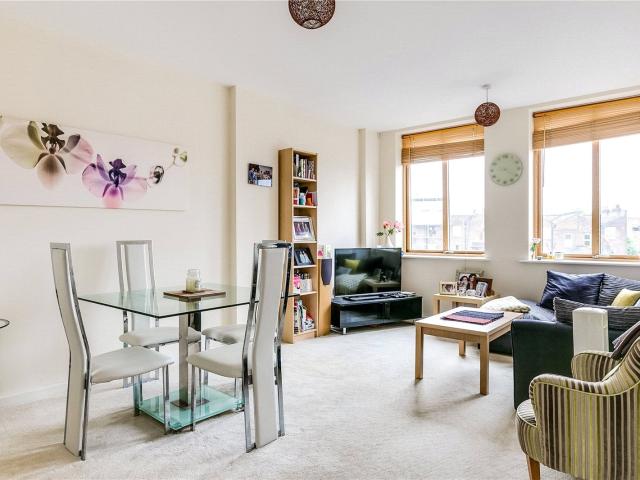 Apartment at Glengall Road, Greater London