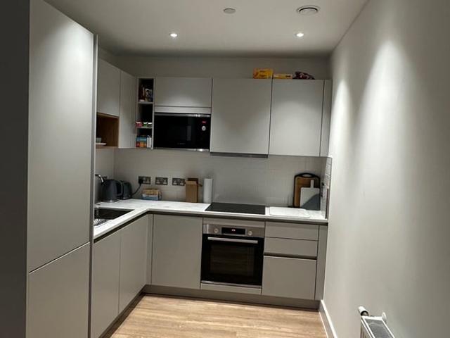 Apartment at Glenside Grove, Greater London