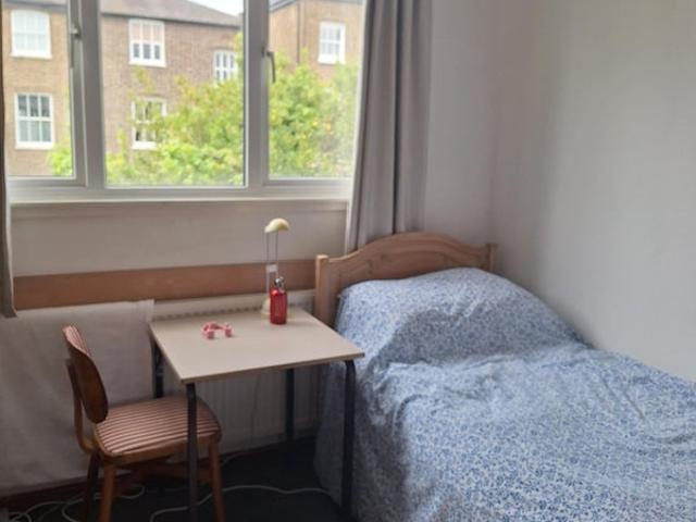 Apartment at Glentham Road, Greater London