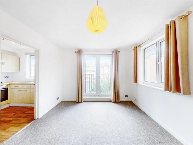 Apartment at Globe Road, Greater London