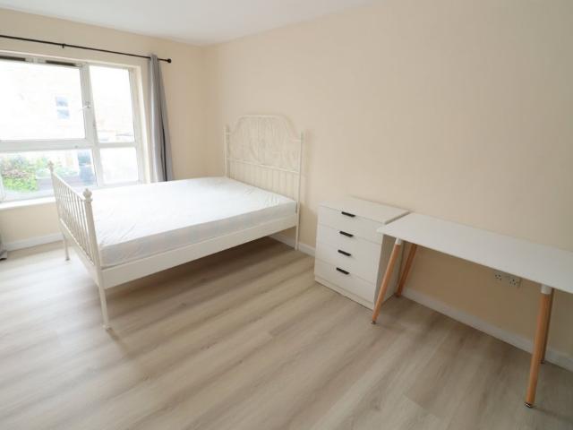 Apartment at Globe Road, Greater London