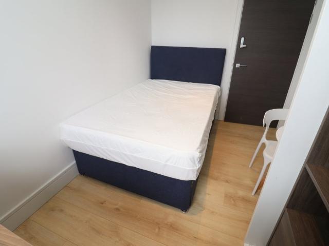 Apartment at Globe Road, Greater London