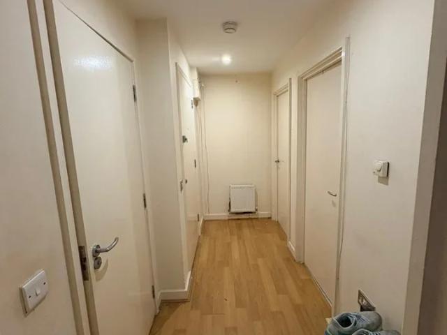 Apartment at Globe Road, Greater London