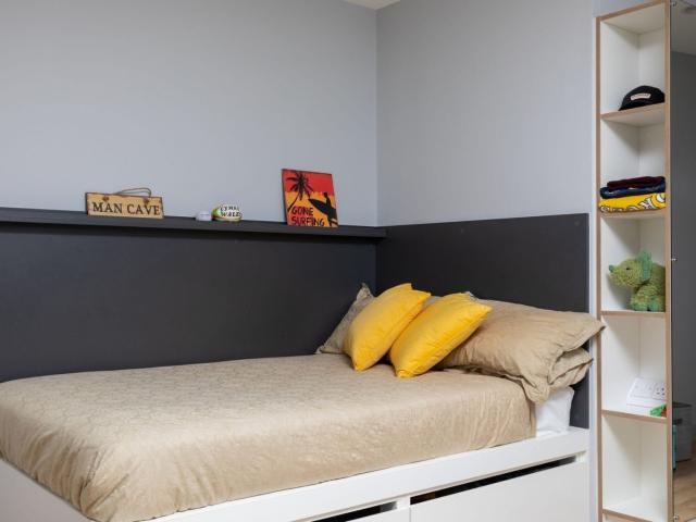 Apartment at Glossop Road, Cardiff