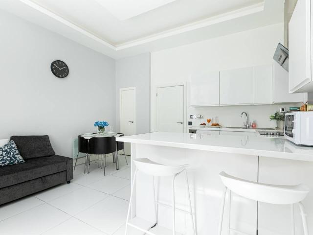 Apartment at Gloucester Terrace, City of Westminster