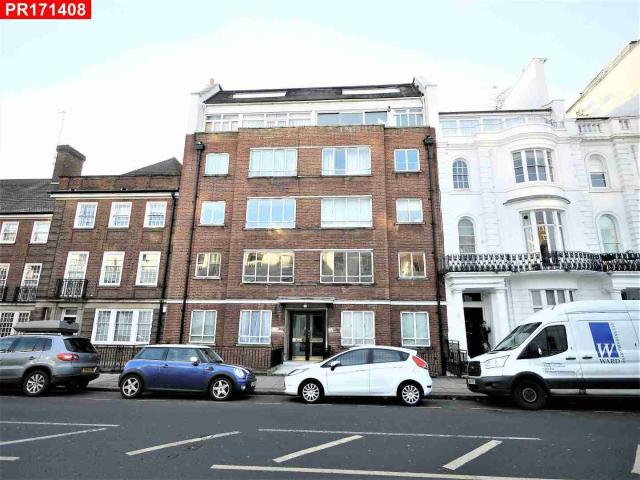 Apartment at Gloucester Terrace, City of Westminster