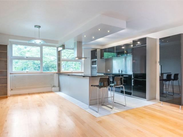 Apartment at Gloucester Avenue, Greater London