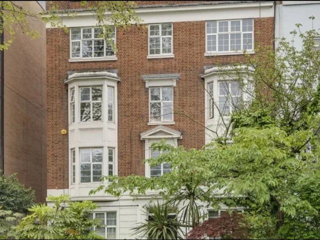 Apartment at Gloucester Avenue, Greater London
