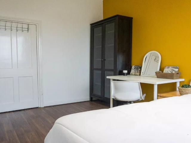 Apartment at Gloucester Gardens, City of Westminster