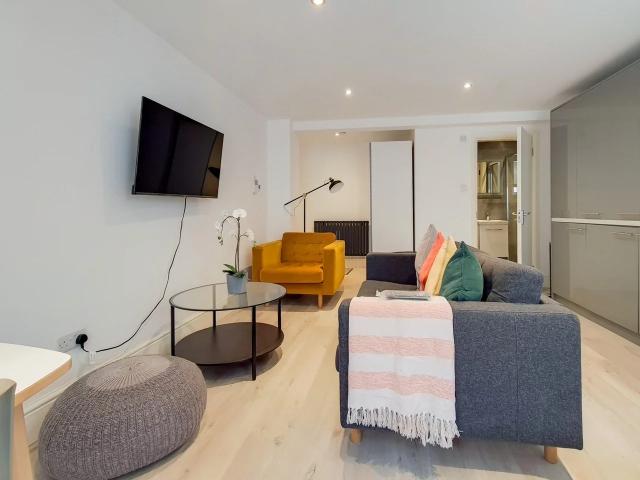 Apartment at Gloucester Place, City of Westminster