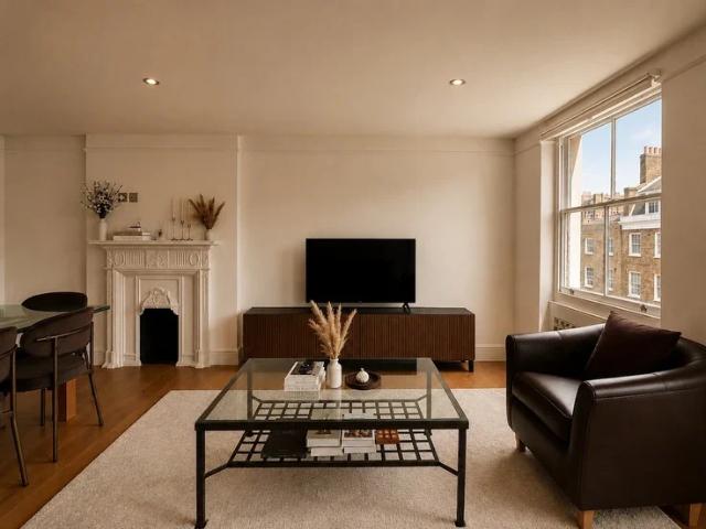Apartment at Gloucester Place, City of Westminster