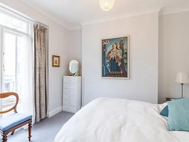 Apartment at Gloucester Street, City of Westminster