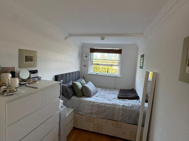 Apartment at Gloucester Street, City of Westminster
