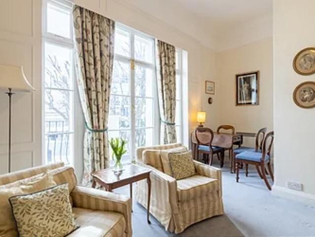Apartment at Gloucester Street, City of Westminster