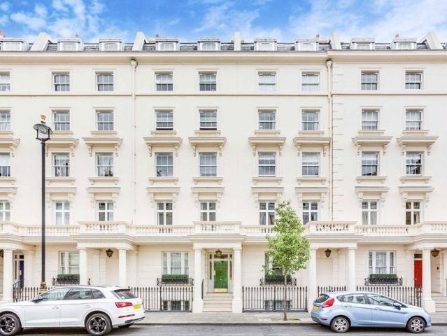 Apartment at Gloucester Street, City of Westminster