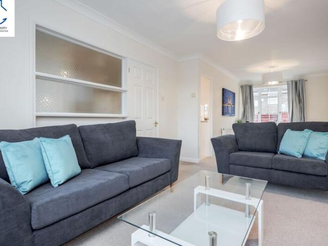 Apartment at Grafton Crescent, Maidenhead
