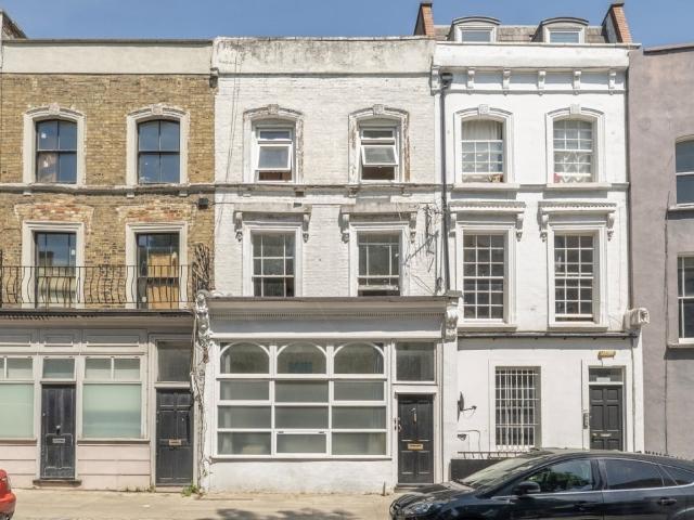 Apartment at Grafton Road, Greater London