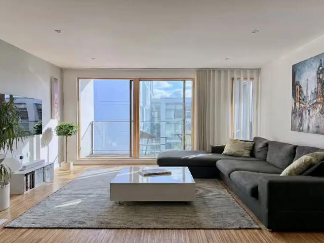 Apartment at Grafton Square, Greater London