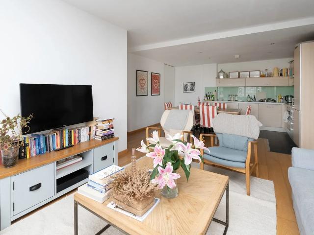 Apartment at Graham Street, Greater London