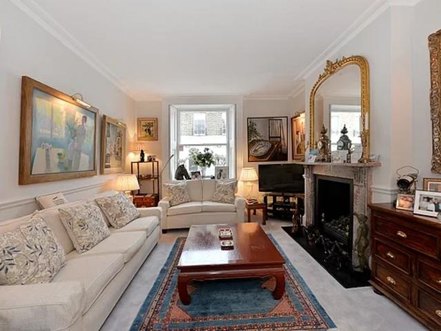 Apartment at Graham Terrace, City of Westminster