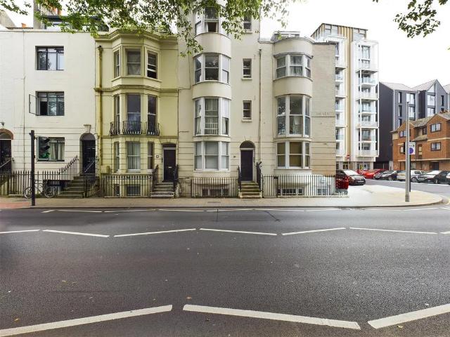 Apartment at Grand Parade, Brighton