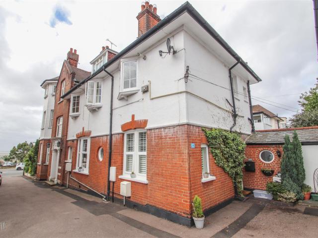 Apartment at Grand Parade, Southend on Sea