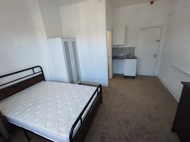 Room at Grange Road, Chester