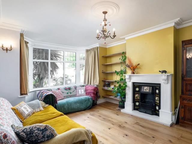 Apartment at Grange Road, Greater London
