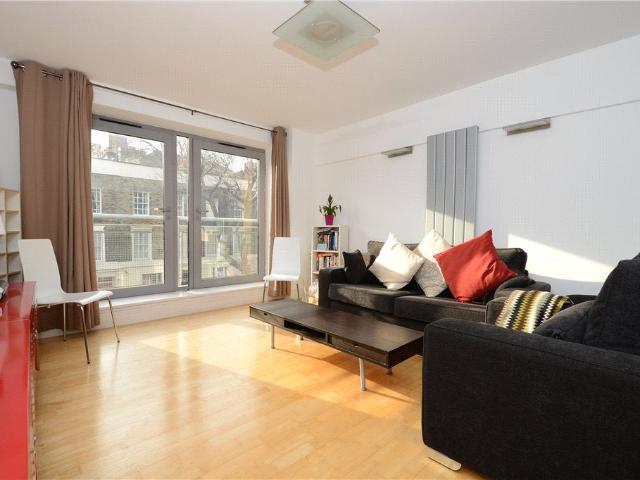 Apartment at Grange Road, Greater London