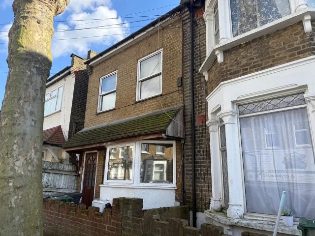 Apartment at Granleigh Road, Greater London