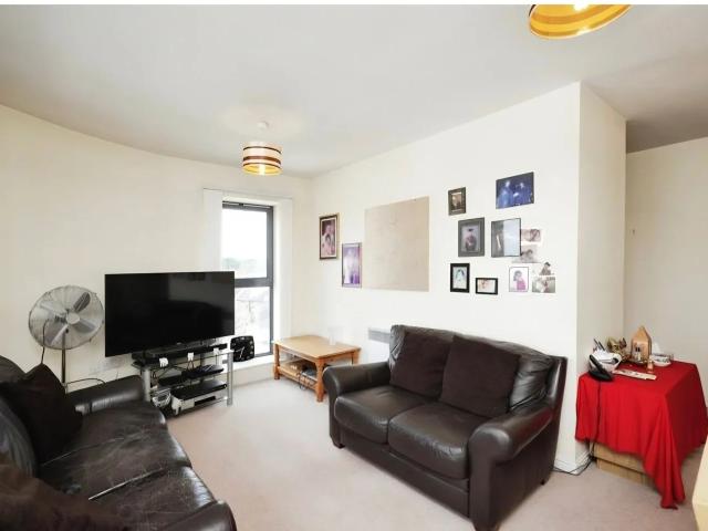 Apartment at Grant Road, Greater London