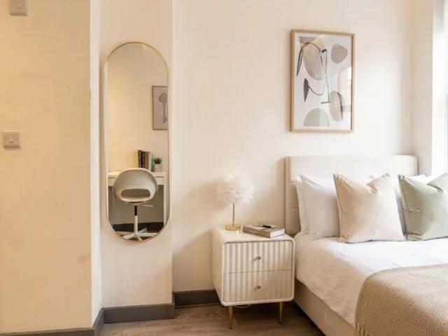 Apartment at Granville Road, Greater London