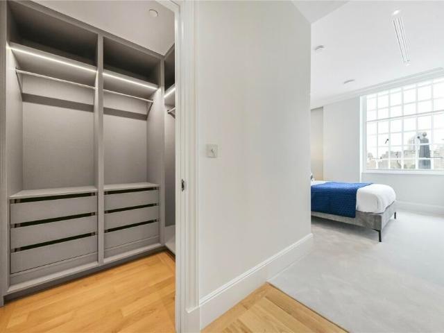 Apartment at Great George Street, City of Westminster