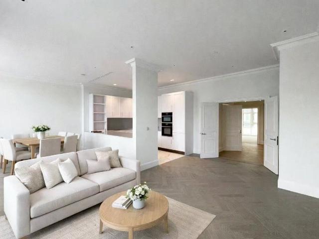 Apartment at Great George Street, City of Westminster