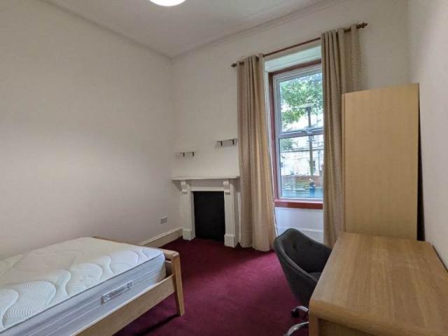 Apartment at Great George Street, Glasgow